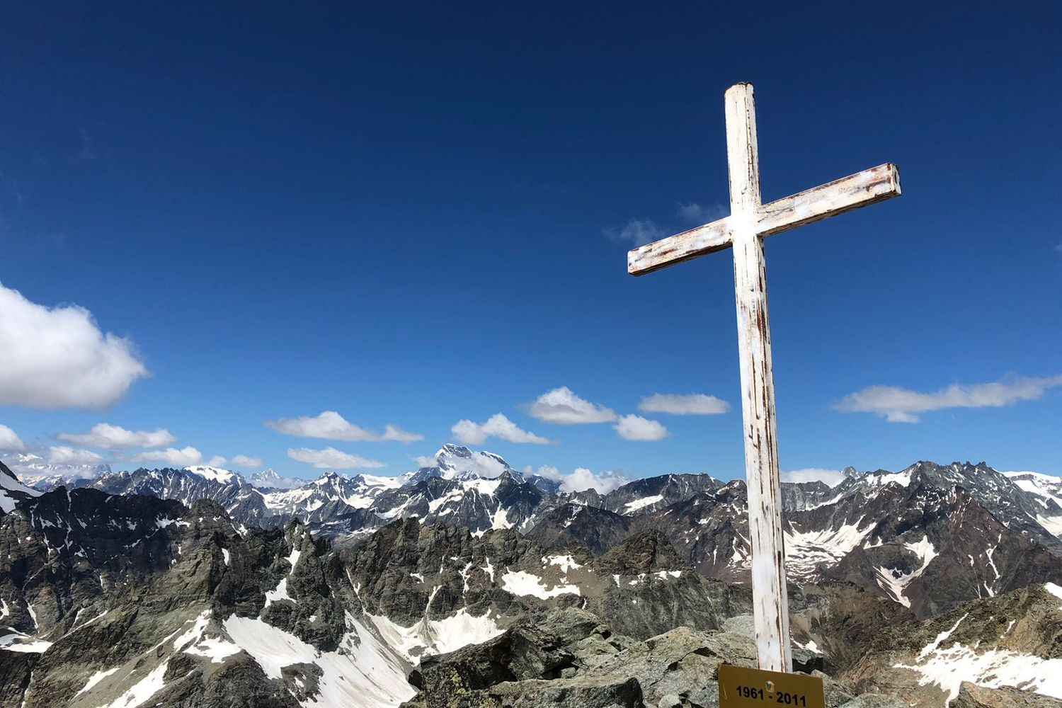 Punta Tzan climb 3320m. - MaisonGorret