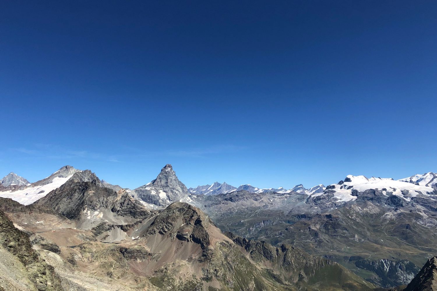 Punta Tzan climb 3320m. - MaisonGorret